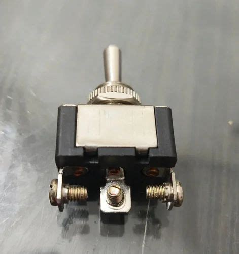 220v Toggle Switch Three Position Center Off At Rs 36piece In Meerut