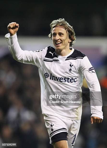 Modric Tottenham Photos And Premium High Res Pictures Getty Images