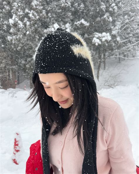 Jeannie 佢叫符玲 雖然有嚴重選擇困難症，同埋極度臭 但係佢非常專一，仲好飲得 希望你哋會鍾意佢💕 痞子無間道 Instagram