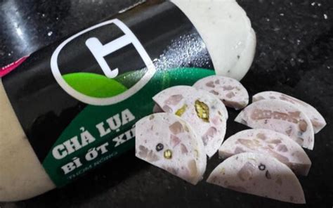 【vietnam？】青唐辛子ソーセージ入りcha Lua！これ常備しとくとおつまみ活動捗る捗る！ ~ Cha Lua Green Pepper フードアナリストちぇりのホーチミンの美味いもん