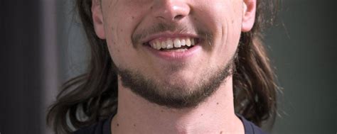 Mfa Absolventen Jonathan Specht Spielt Theater München Film Akademie