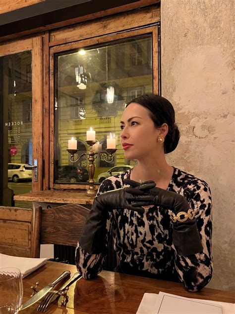 Tw Pornstars Mistress Iris Twitter Dinner With Mistress💋 829 Pm