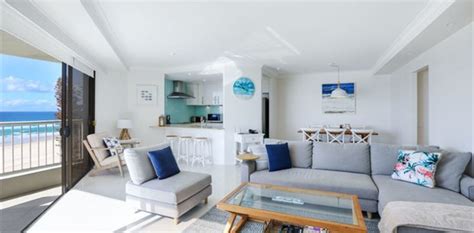 Hotels And Accommodation Last Minute Hotel Deals Helloworld Travel