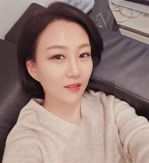 장윤정 나이 노래모음 콘서트 어머니 엄마 도경완 아들 집 재산 프로필