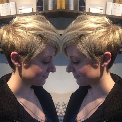 April Kellie Michelle Dani On Instagram “this Blonde Pixie Is 🔥 💇