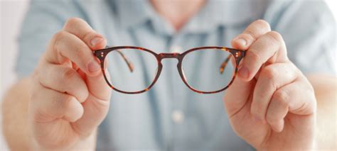 Glasses Myths And Misconceptions Smartbuyglasses Ca