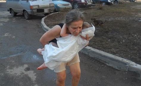 Коли мій чоловік вирішив виrнати мене на вулицю — з немовлям на руках