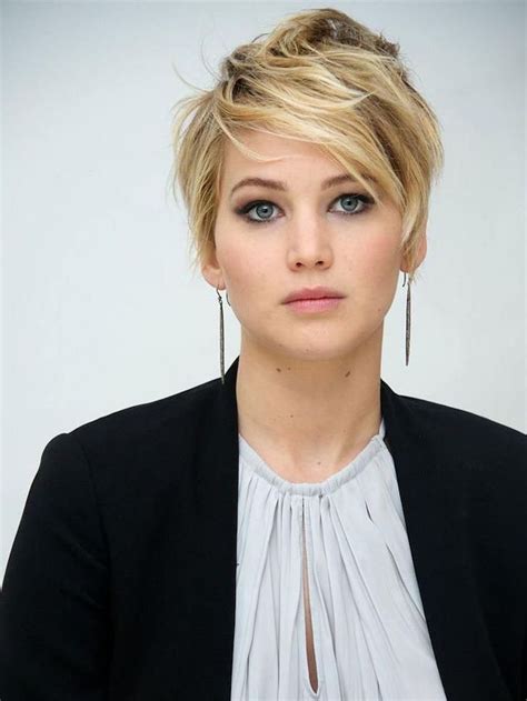 13 Great Pixie Cut Hairstyle For Square Face