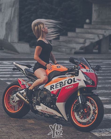 Honda Girl Motorcycle Wallpaper