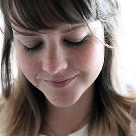 Anna Mendonça Post Producer Video Editor And Colorist