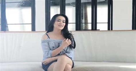 Lirik Lagu Haholongi Au Dan Artinya Cekrisna