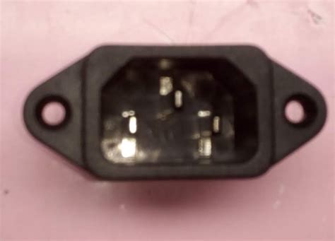 3 Pin Male Plug Socket Ac 250v 10a