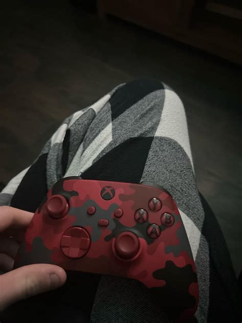 I Turned The Light On My Controller Off Rnotinteresting