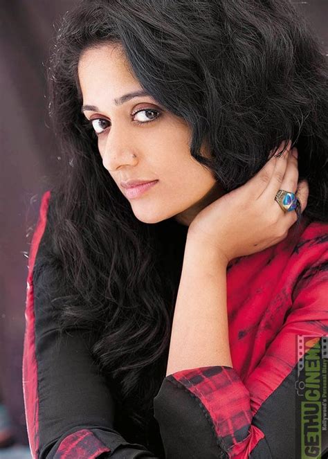 Malayalam Actress Kavya Madhavan Latest Photos Hd Gallery Gethu Cinema