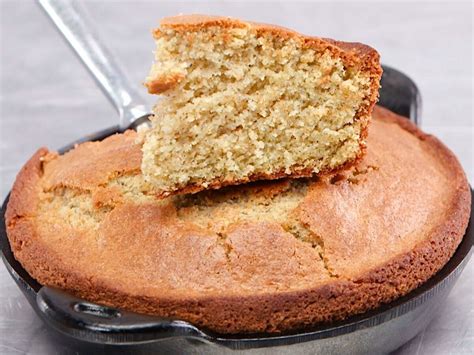 Southern Skillet Cornbread Recipe Sweet Cornbread Sweet Cornbread