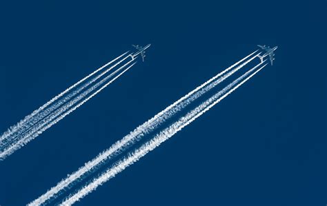 Download Two Hd Plane With Contrails Wallpaper
