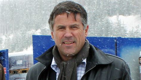 Holth Kjøper Aqua Rock