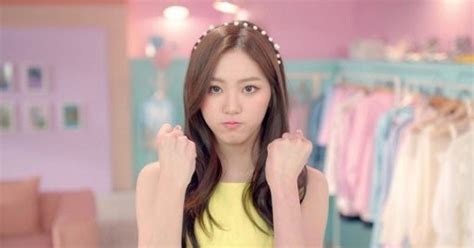 씨엘씨 예뻐지게 뮤직비디오 공개 권은빈 출연분 주목