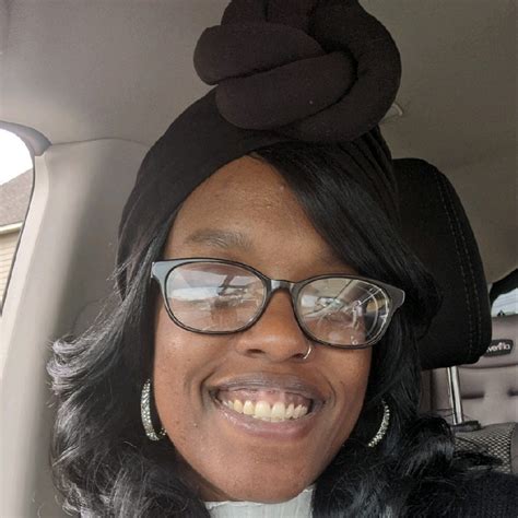 Danielle Thomas Accounting Representative Life Storage Linkedin