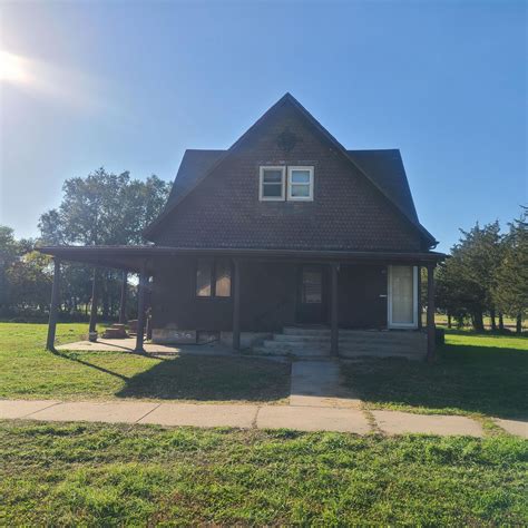 48 2nd Ave Mellette Sd 57461 Mls 25 7 Trulia