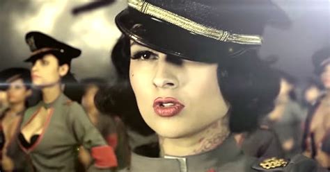 Therion Y El Vídeo De Initials Bb Sin Censura Uncensored