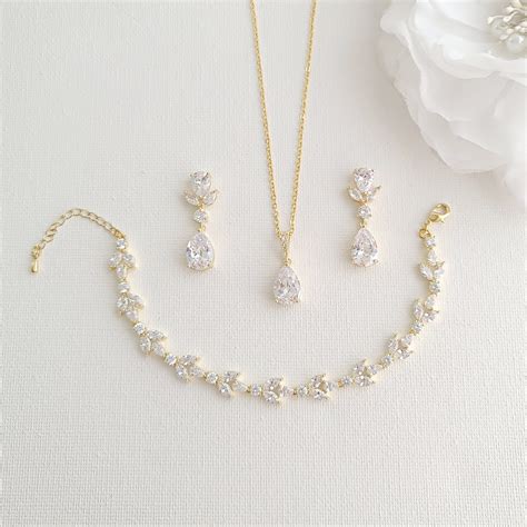 Yellow Gold Earrings Necklace And Bracelet Set For Wedding Nicole