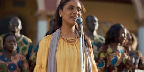 وداعًا جوليا يسجل حضورًا مُلفتًا في دور العرض السعودية مجلة هي