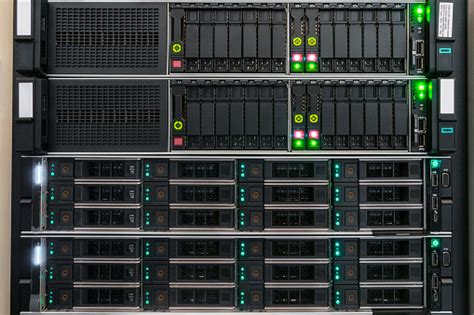 Panel Depan Server Hosting Ada Di Pusat Data Piranti Keras Modern