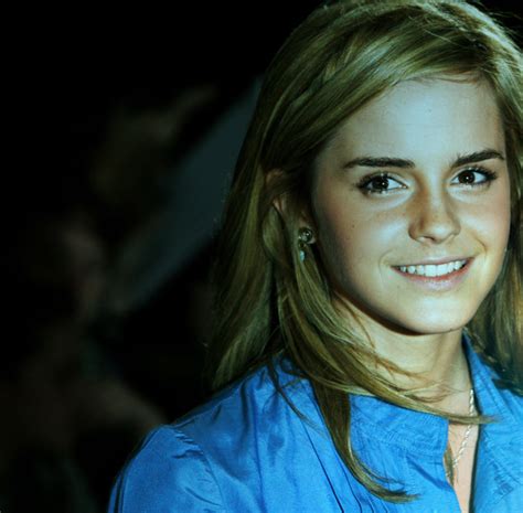 1100x1080 Resolution Emma Watson Sexy Smile Images 1100x1080 Resolution