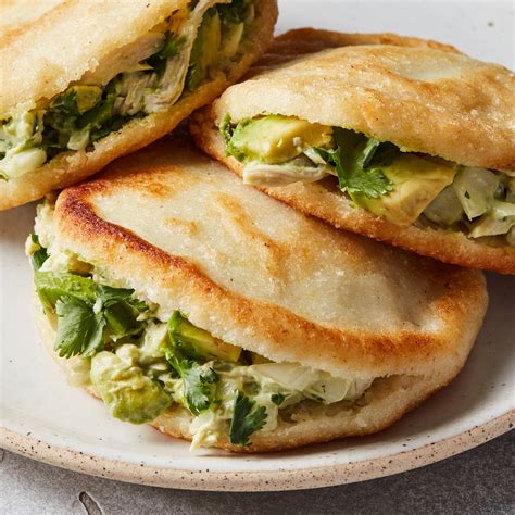 Venezuelan Arepas Arepa Venezuelan Kitchen Updated April 2025 535