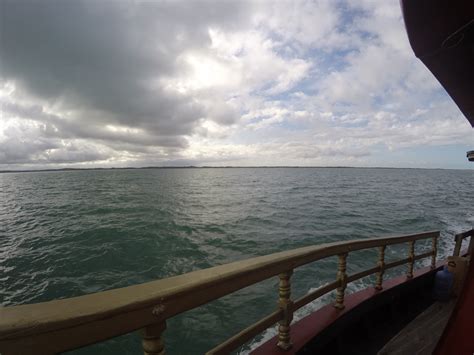 무료 이미지 바다 하늘 구름 수자원 선박 차량 햇빛 연안 및 해양 지형 해군 건축 수평선 적운 수로 호수 배 여가 바람 파도 울타리 여객선