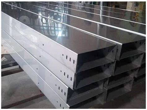 Manufacture Aluminum Alloy Cable Trunking Ventilated Perforated Fireproofing Cable Tray Cable