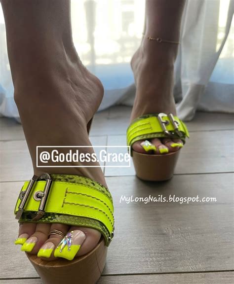 Long Nails Graces Sexy Long Toe Nails And High Heels 2