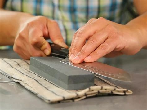 How To Sharpen A Santoku Knife A Complete Guide For You Kasumi Japan