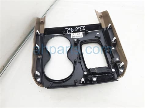Sold 2019 Honda Pilot Center Console Shifter Trim Bezel 77295 Tg7 C31za