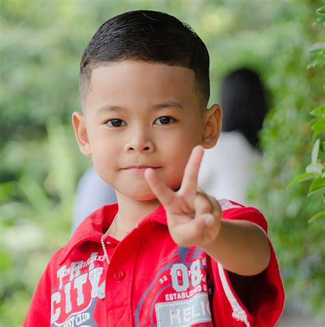 Augus ธนภัทร วิชาดี