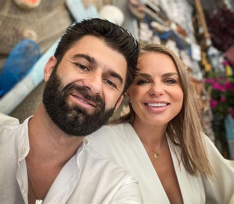 Stiri Directe Cătălin Grama Jojo Cv Vârstă Biografie înălțime Greutate Salariu Avere