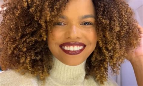 Fotos Jeniffer Nascimento é Internada Após Reação Alérgica Severa