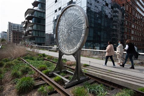 Manhattan High Line Park Sculptures