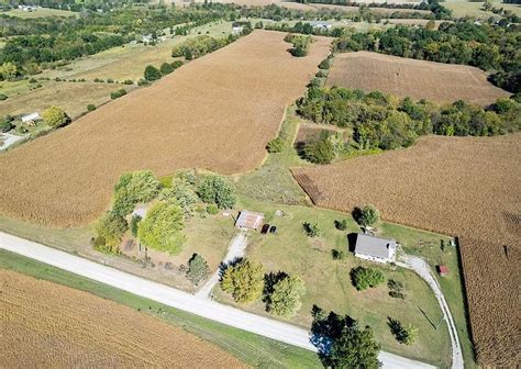 2 Nw Barwick Dr Cameron Mo 64429 Mls 2465562 Zillow