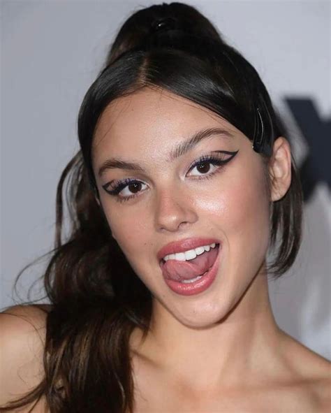 Olivia And Her Tongue Roliviarodrigohd