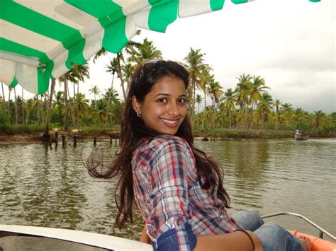 Marathi Actor And Actress Mayuri Wagh Latest Photos