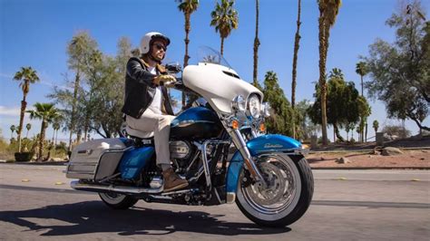 Harley Davidson Electra Glide Touring Style The Holy Kale