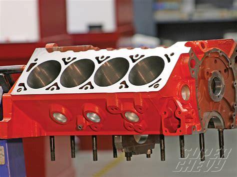 Motown Ls Crate Engine 427ci Small Blockls Head Hybrid Super Chevy Magazine