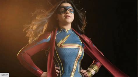 Ms Marvel Star Uses Black Widow And Captain Marvel Poses