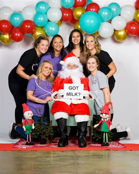 Milky Moms Christmas 22 By Summertime Photography