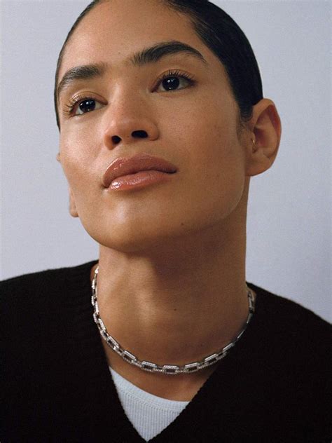 Mette Wears Key Fashion Trends With Net A Porter Minimalist Street Style Minimal Visual