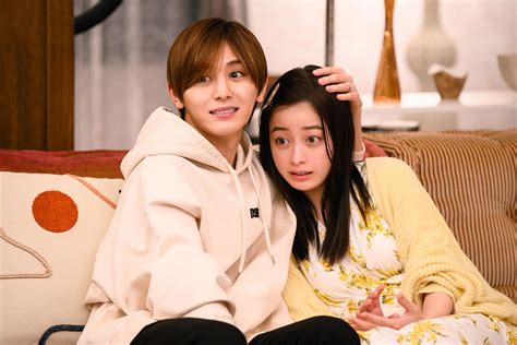 橋本環奈《獻給國王的無名指》8套平價洋裝！灰姑娘睡衣2千入手、蜜月旅行穿這件！ 橋本環奈、橋本環奈穿搭、橋本環奈同款、橋本環奈日劇、橋本環奈獻給國王的無名指 美人計 妞新聞