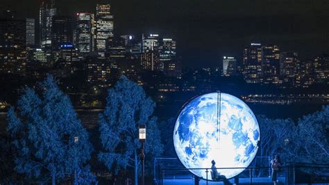 The 8 Best Things To See And Do At Vivid Sydney In 2025