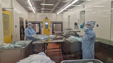 Elis Cleanroom Kijkt Niet Naar Je Opleiding Maar Naar Je Instelling Als Je Inzet Hebt En Wilt